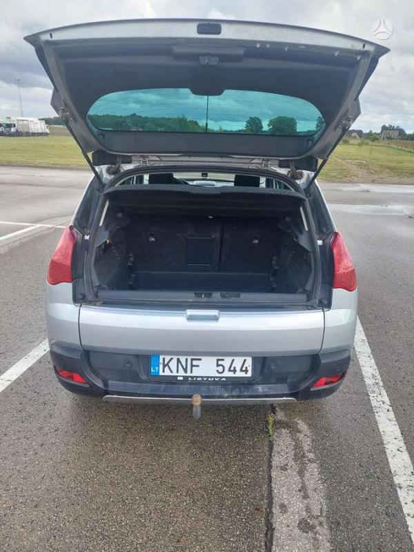 Grey Peugeot 3008 2010 in Siauliai, with an engine capacity of 2.00 L and mileage of 295 thousand km for 3000 €, photo 6 on AUTOMOTO.COM.LV