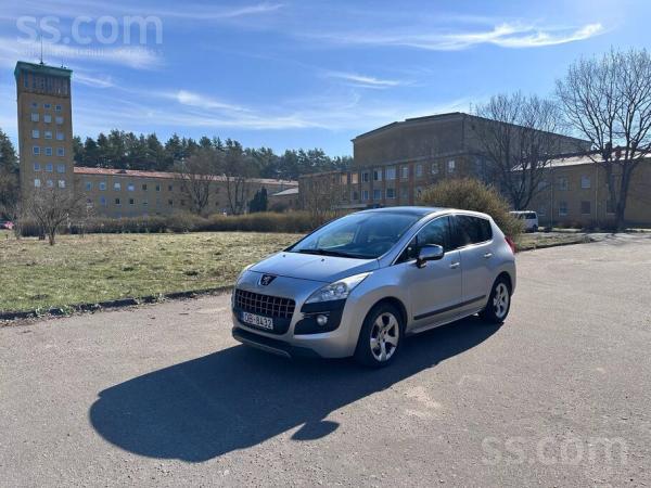 Grey Peugeot 3008 2011 in Riga, with an engine capacity of 1.60 L and mileage of 134 thousand km for 2950 €, photo 1 on AUTOMOTO.COM.LV
