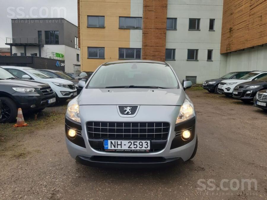 Grey Peugeot 3008 2011 in Daugavpils, with an engine capacity of 1.60 L and mileage of 0 thousand km for 4100 €, photo 2 on AUTOMOTO.COM.LV