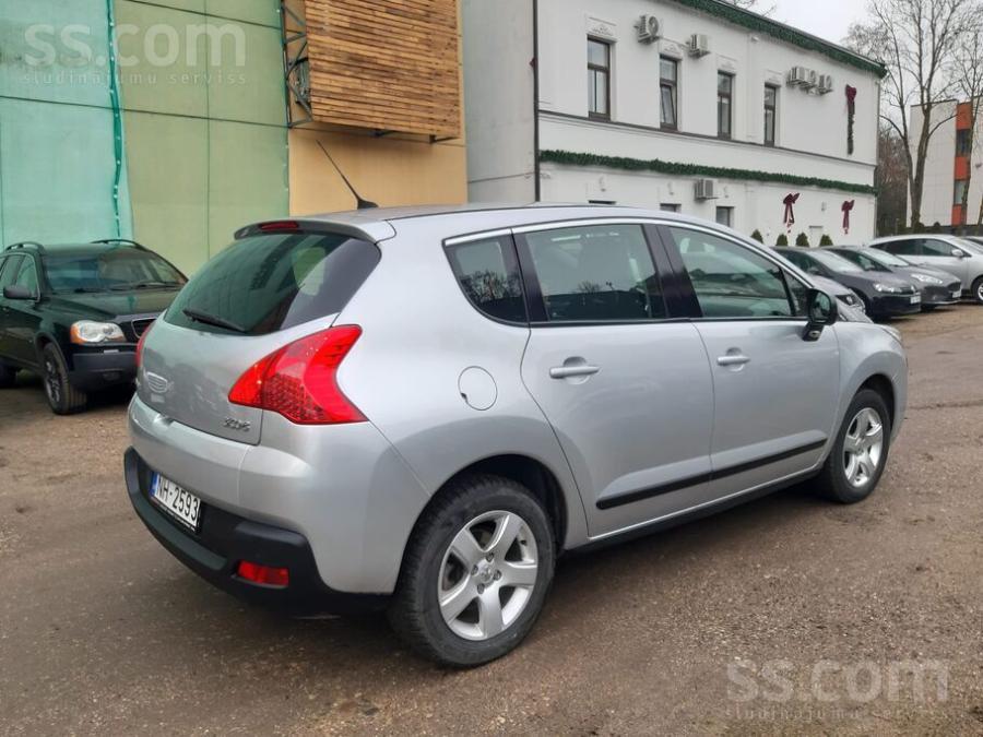 Grey Peugeot 3008 2011 in Daugavpils, with an engine capacity of 1.60 L and mileage of 0 thousand km for 4100 €, photo 5 on AUTOMOTO.COM.LV