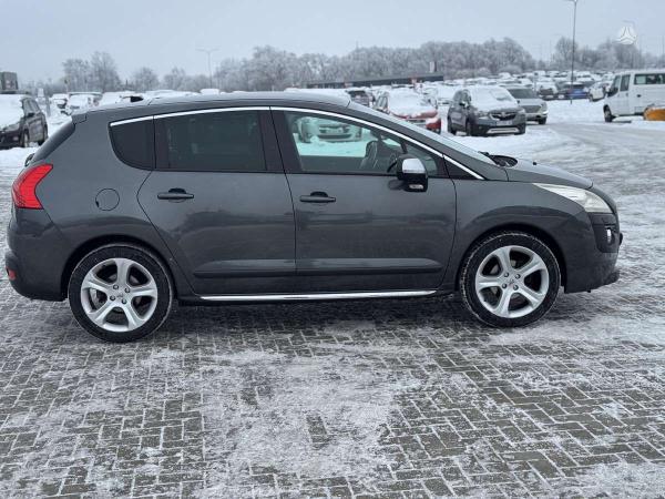 Grey Peugeot 3008 2011 in Taurage, with an engine capacity of 1.56 L and mileage of 227 thousand km for 3900 €, photo 4 on AUTOMOTO.COM.LV