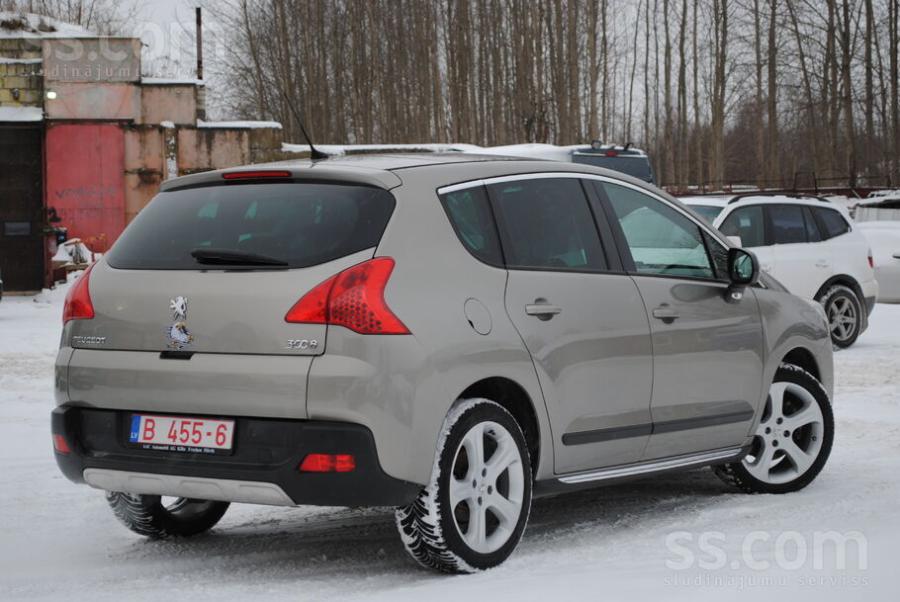 Grey Peugeot 3008 2011 in Riga, with an engine capacity of 2.00 L and mileage of 239 thousand km for 5690 €, photo 2 on AUTOMOTO.COM.LV