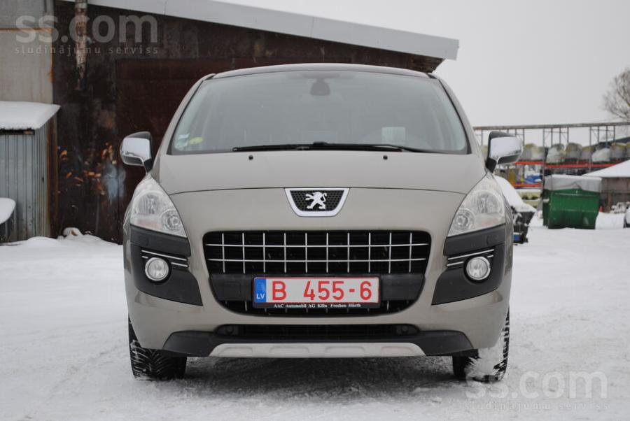 Grey Peugeot 3008 2011 in Riga, with an engine capacity of 2.00 L and mileage of 239 thousand km for 5690 €, photo 5 on AUTOMOTO.COM.LV