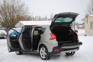 Grey Peugeot 3008 2011 in Riga, with an engine capacity of 2.00 L and mileage of 239 thousand km for 5690 €, photo 9 on AUTOMOTO.COM.LV