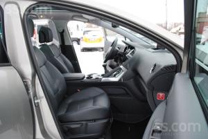 Grey Peugeot 3008 2011 in Riga, with an engine capacity of 2.00 L and mileage of 239 thousand km for 5690 €, photo 12 on AUTOMOTO.COM.LV