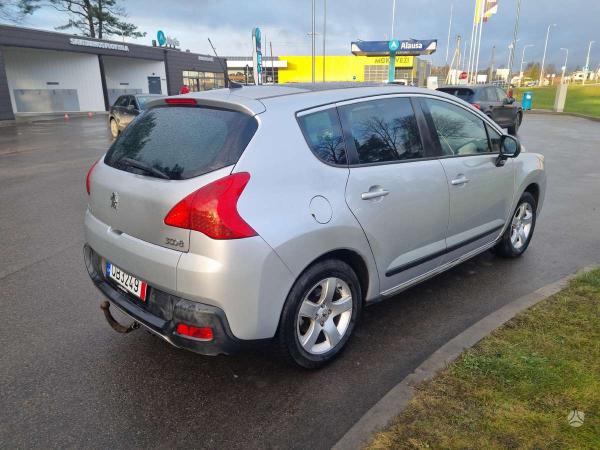 Grey Peugeot 3008 2011 in Utena, with an engine capacity of 2.00 L and mileage of 223 thousand km for 3650 €, photo 4 on AUTOMOTO.COM.LV