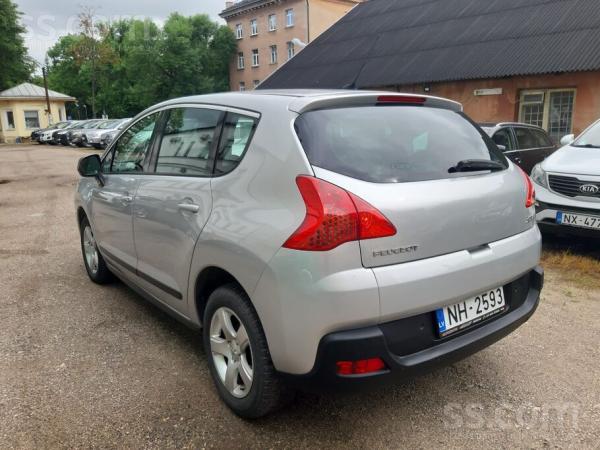 Grey Peugeot 3008 2011 in Daugavpils, with an engine capacity of 1.60 L and mileage of 0 thousand km for 3450 €, photo 8 on AUTOMOTO.COM.LV
