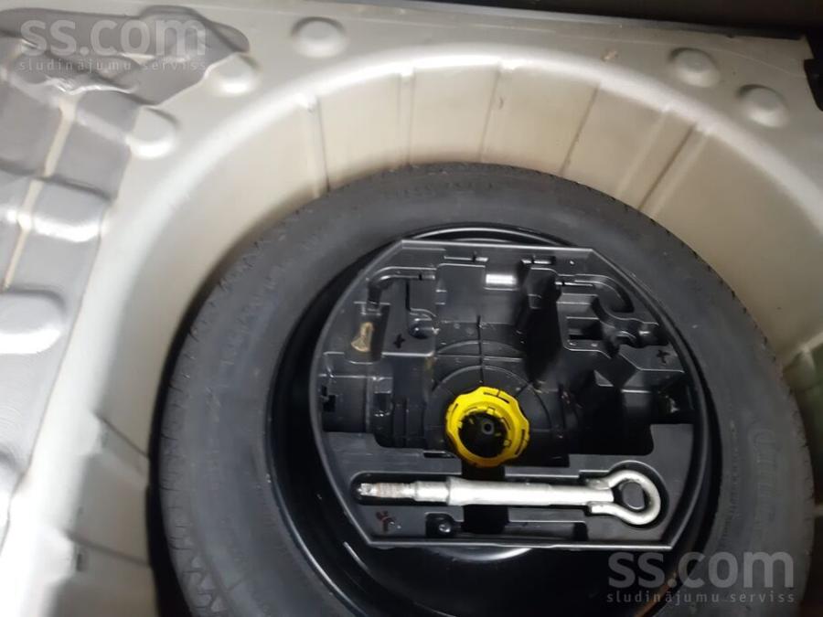 Pelēks Peugeot 3008 2011 Daugavpils, ar dzinēja tilpumu 1.60 L un nobraukumu 0 tūkst. km par 3450 €, foto 22 vietnē AUTOMOTO.COM.LV