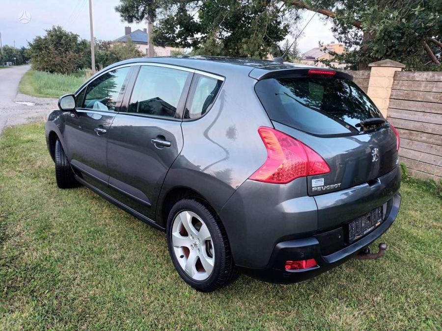 Grey Peugeot 3008 2011 in Kaunas, with an engine capacity of 1.60 L and mileage of 158 thousand km for 3600 €, photo 5 on AUTOMOTO.COM.LV