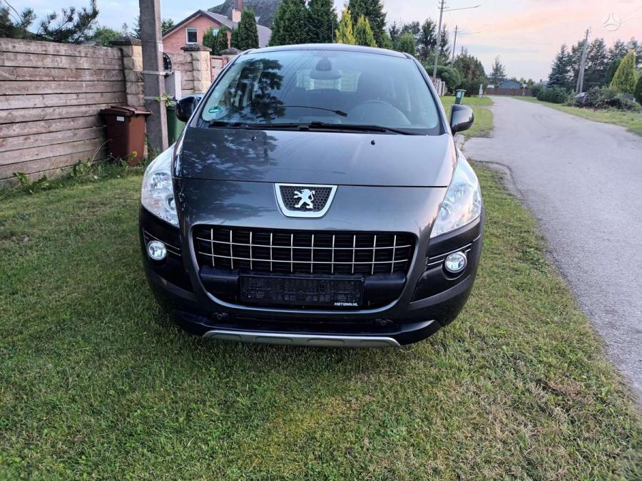 Grey Peugeot 3008 2011 in Kaunas, with an engine capacity of 1.60 L and mileage of 158 thousand km for 3600 €, photo 7 on AUTOMOTO.COM.LV