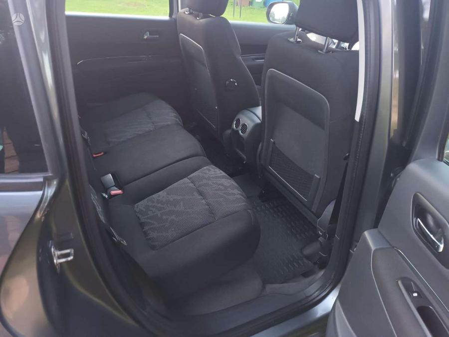 Grey Peugeot 3008 2011 in Kaunas, with an engine capacity of 1.60 L and mileage of 158 thousand km for 3600 €, photo 10 on AUTOMOTO.COM.LV