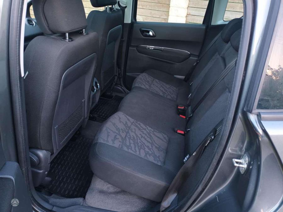Grey Peugeot 3008 2011 in Kaunas, with an engine capacity of 1.60 L and mileage of 158 thousand km for 3600 €, photo 12 on AUTOMOTO.COM.LV