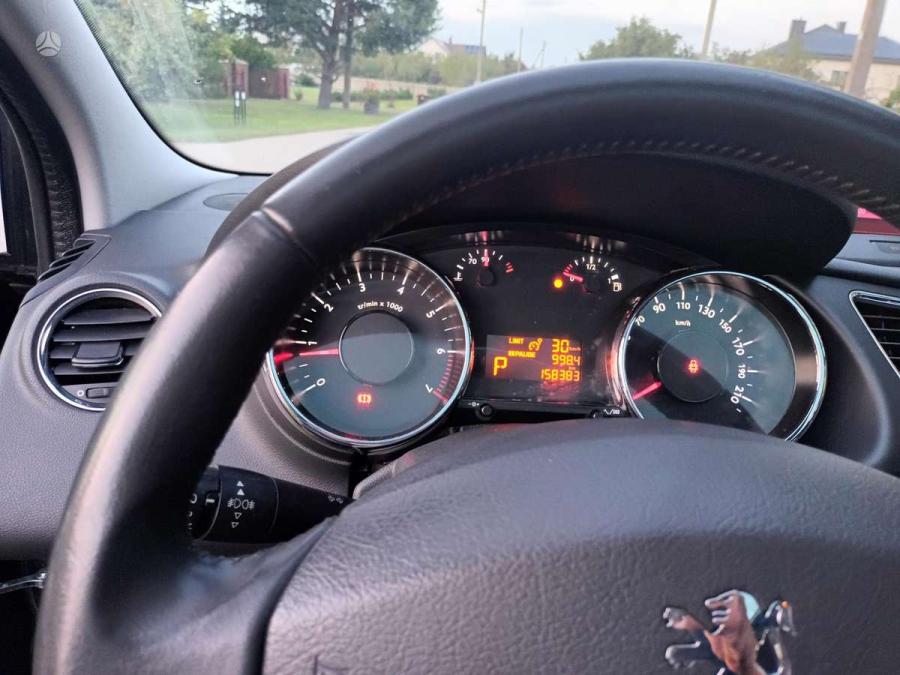 Grey Peugeot 3008 2011 in Kaunas, with an engine capacity of 1.60 L and mileage of 158 thousand km for 3600 €, photo 24 on AUTOMOTO.COM.LV