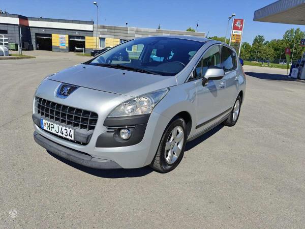 Grey Peugeot 3008 2012 in Vilnius, with an engine capacity of 1.60 L and mileage of 208 thousand km for 3900 €, photo 1 on AUTOMOTO.COM.LV