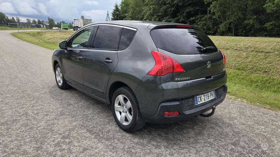 Pelēks Peugeot 3008 2012 Plungė, ar dzinēja tilpumu 1.56 L un nobraukumu 289 tūkst. km par 4200 €, foto 5 vietnē AUTOMOTO.COM.LV