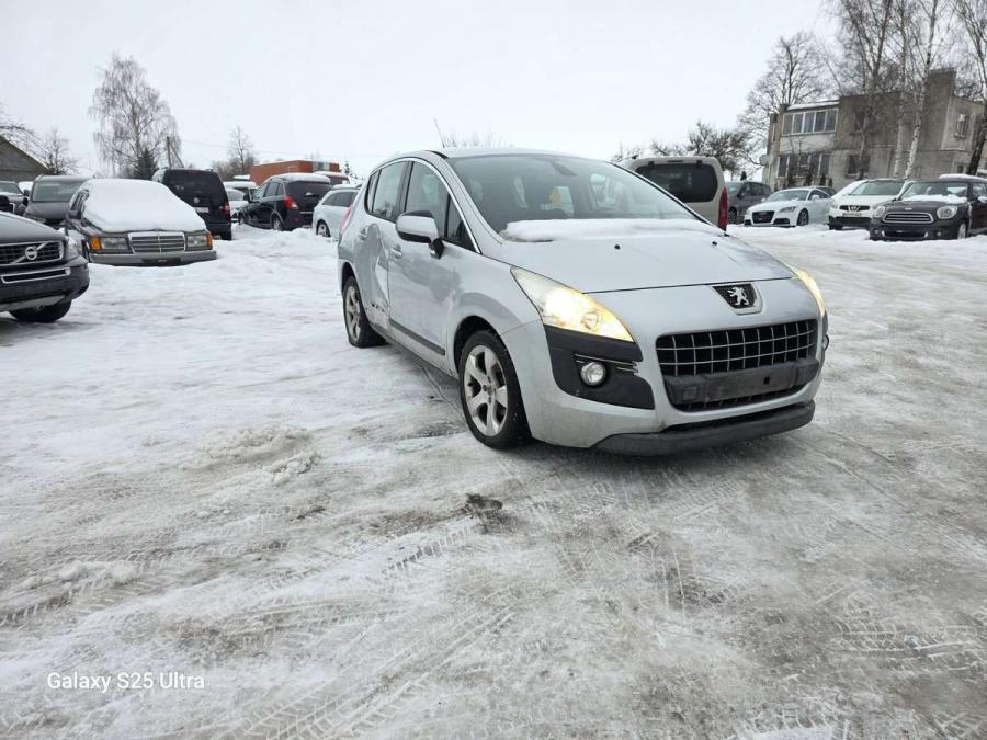 Pelēks Peugeot 3008 2013 Ukmergė, ar dzinēja tilpumu 1.56 L un nobraukumu 235 tūkst. km par 3050 €, foto 2 vietnē AUTOMOTO.COM.LV