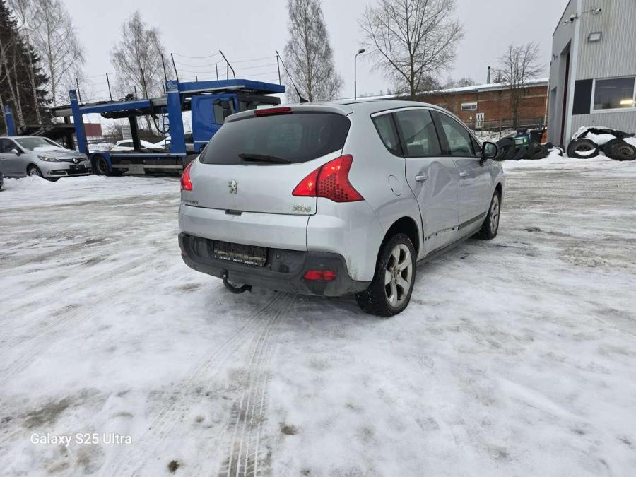 Pelēks Peugeot 3008 2013 Ukmergė, ar dzinēja tilpumu 1.56 L un nobraukumu 235 tūkst. km par 3050 €, foto 5 vietnē AUTOMOTO.COM.LV