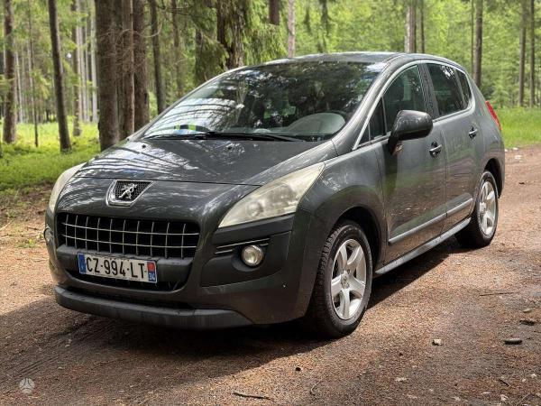Grey Peugeot 3008 2013 in Taurage, with an engine capacity of 1.60 L and mileage of 340 thousand km for 3600 €, photo 1 on AUTOMOTO.COM.LV