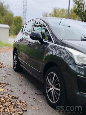 Pelēks Peugeot 3008 2015 Rēzekne, ar dzinēja tilpumu 1.60 L un nobraukumu 254 tūkst. km par 5300 €, foto 5 vietnē AUTOMOTO.COM.LV