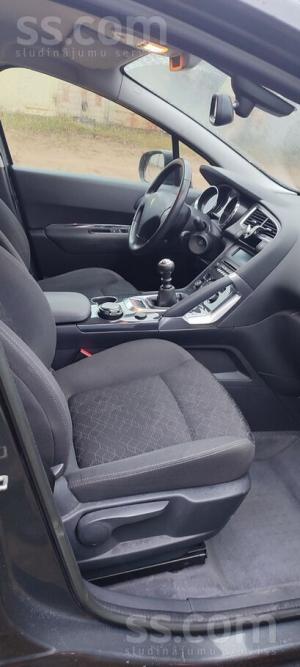Pelēks Peugeot 3008 2015 Rēzekne, ar dzinēja tilpumu 1.60 L un nobraukumu 254 tūkst. km par 5300 €, foto 8 vietnē AUTOMOTO.COM.LV
