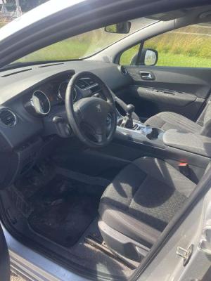 Pelēks Peugeot 3008 2015 Tauragė, ar dzinēja tilpumu 1.60 L un nobraukumu 257 tūkst. km par 4250 €, foto 9 vietnē AUTOMOTO.COM.LV