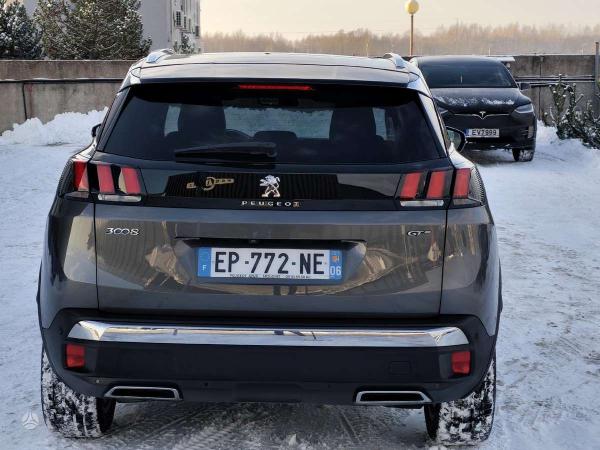 Grey Peugeot 3008 2017 in Siauliai, with an engine capacity of 2.00 L and mileage of 227 thousand km for 13800 €, photo 8 on AUTOMOTO.COM.LV