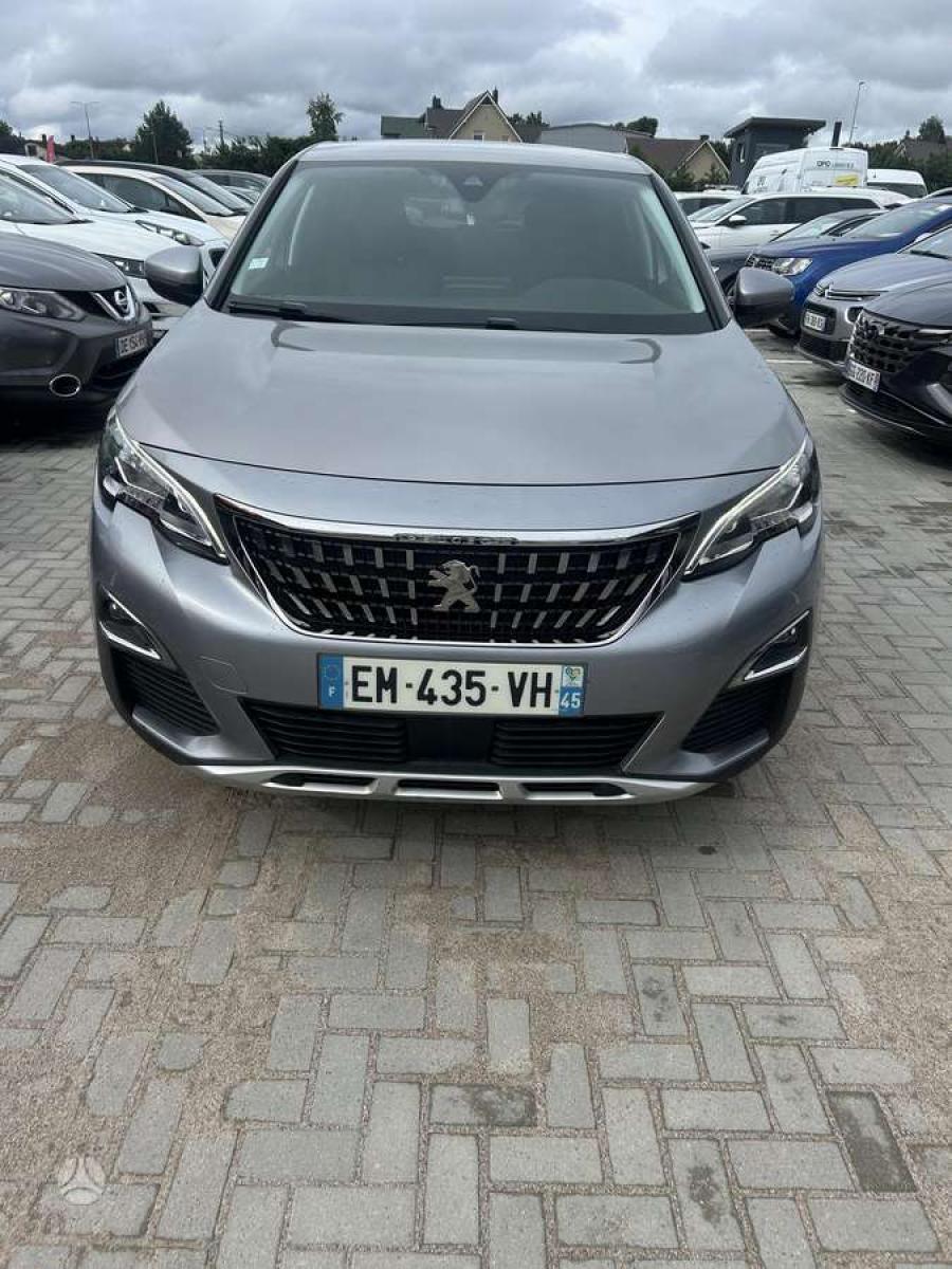 Grey Peugeot 3008 2017 in Taurage, with an engine capacity of 1.60 L and mileage of 230 thousand km for 10400 €, photo 1 on AUTOMOTO.COM.LV