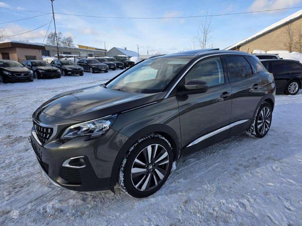 Grey Peugeot 3008 2018 in Telschi, with an engine capacity of 1.20 L and mileage of 228 thousand km for 9900 €, photo 7 on AUTOMOTO.COM.LV