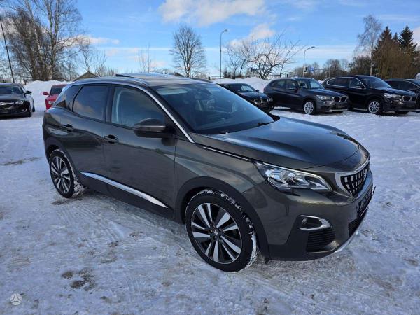 Grey Peugeot 3008 2018 in Telschi, with an engine capacity of 1.20 L and mileage of 228 thousand km for 9900 €, photo 8 on AUTOMOTO.COM.LV
