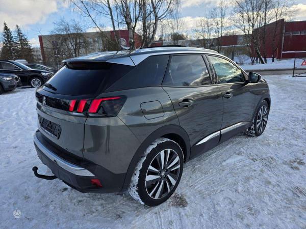 Grey Peugeot 3008 2018 in Telschi, with an engine capacity of 1.20 L and mileage of 228 thousand km for 9900 €, photo 9 on AUTOMOTO.COM.LV