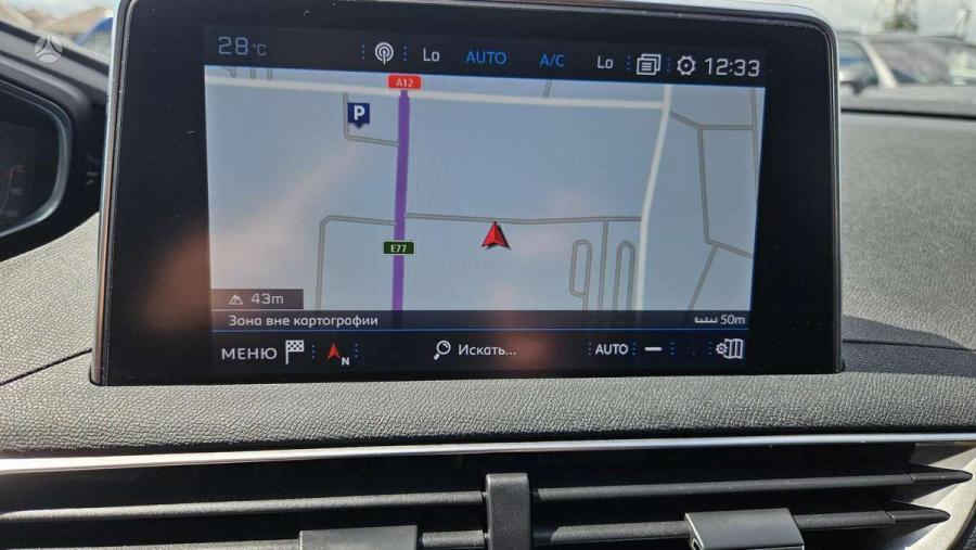 Grey Peugeot 3008 2018 in Taurage, with an engine capacity of 1.20 L and mileage of 143 thousand km for 9300 €, photo 16 on AUTOMOTO.COM.LV
