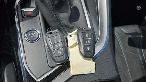 Grey Peugeot 3008 2018 in Taurage, with an engine capacity of 1.20 L and mileage of 143 thousand km for 9300 €, photo 18 on AUTOMOTO.COM.LV