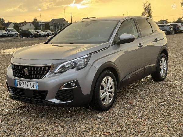Grey Peugeot 3008 2019 in Taurage, with an engine capacity of 1.50 L and mileage of 246 thousand km for 8600 €, photo 1 on AUTOMOTO.COM.LV