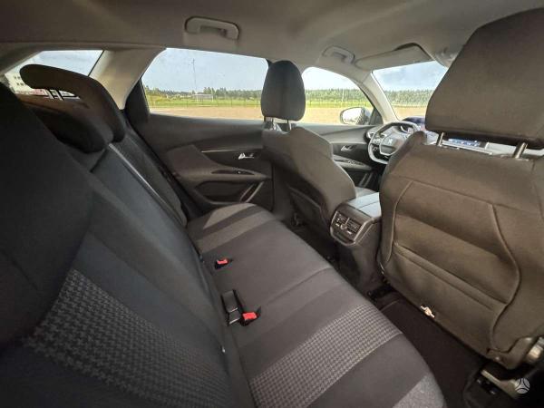 Grey Peugeot 3008 2019 in Taurage, with an engine capacity of 1.50 L and mileage of 246 thousand km for 8600 €, photo 10 on AUTOMOTO.COM.LV