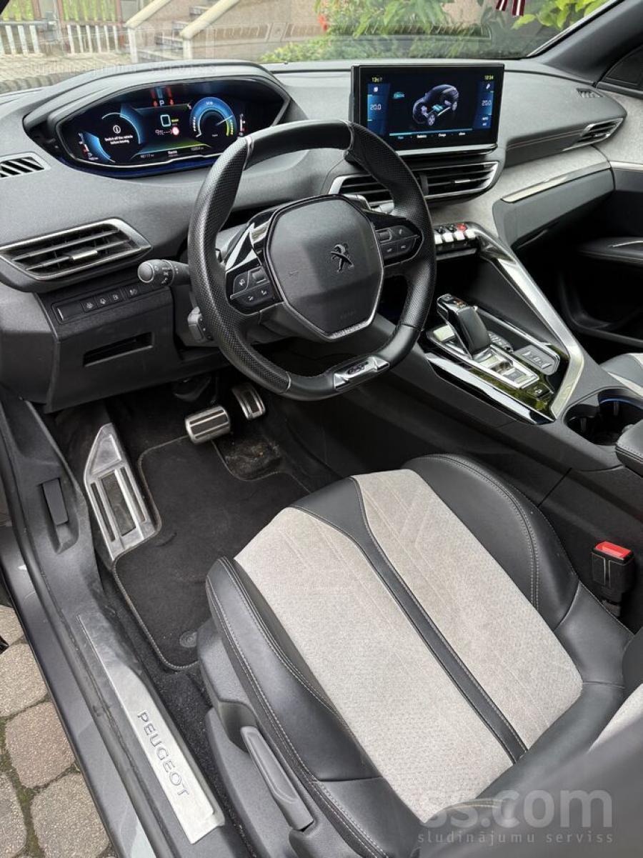 Grey Peugeot 3008 2021 in Riga, with an engine capacity of 1.60 L and mileage of 49 thousand km for 19900 €, photo 5 on AUTOMOTO.COM.LV