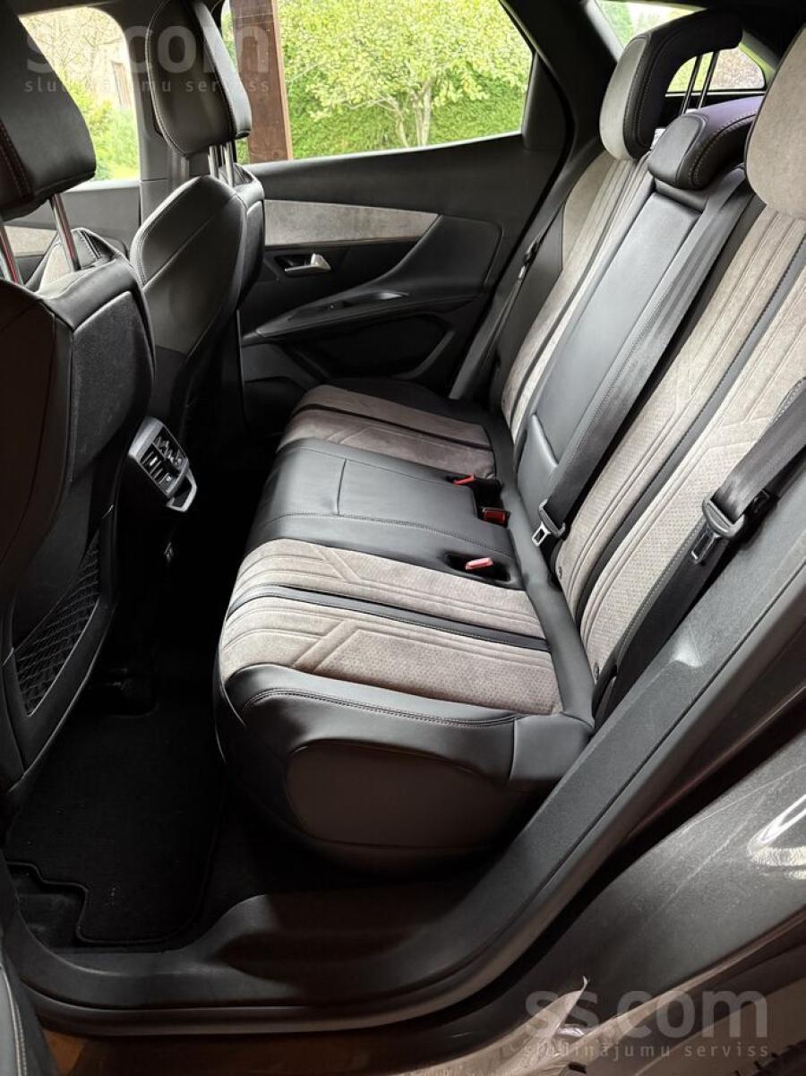 Grey Peugeot 3008 2021 in Riga, with an engine capacity of 1.60 L and mileage of 49 thousand km for 19900 €, photo 8 on AUTOMOTO.COM.LV