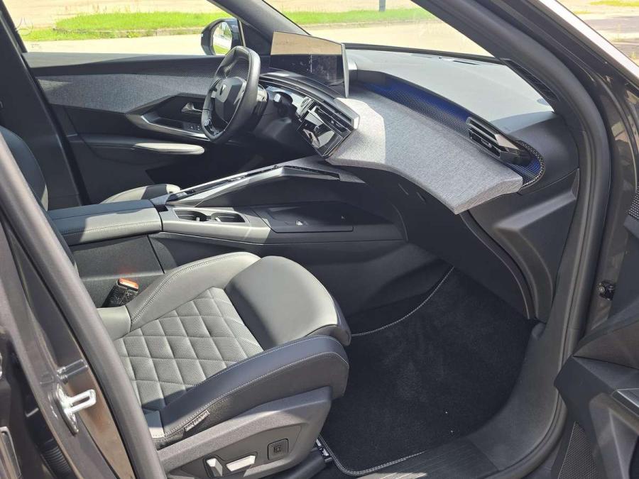 Pelēks Peugeot 3008 2024 Prienai, ar dzinēja tilpumu 1.20 L un nobraukumu 30 tūkst. km par 29300 €, foto 11 vietnē AUTOMOTO.COM.LV