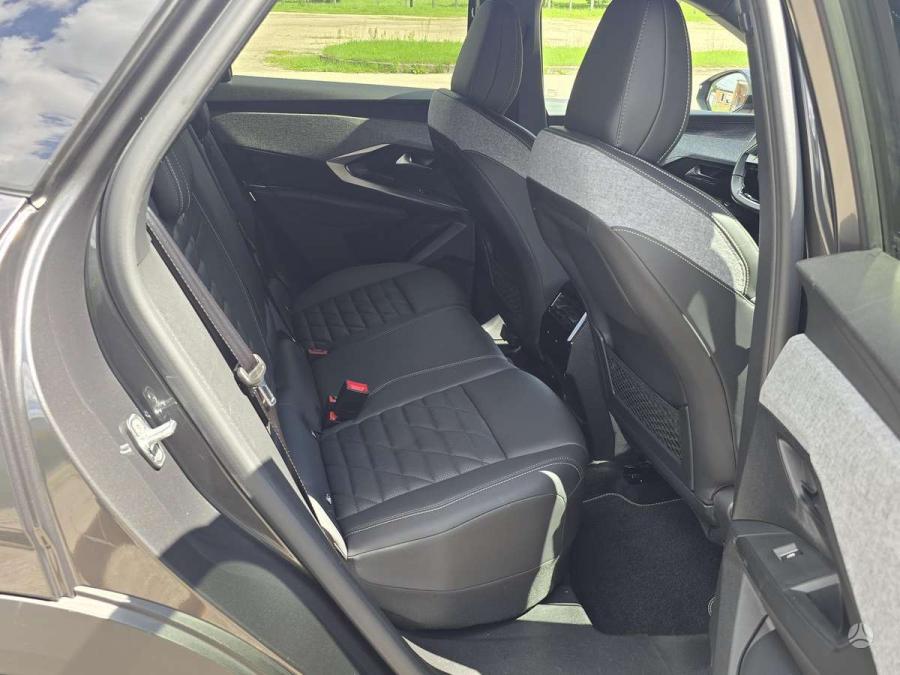 Pelēks Peugeot 3008 2024 Prienai, ar dzinēja tilpumu 1.20 L un nobraukumu 30 tūkst. km par 29300 €, foto 15 vietnē AUTOMOTO.COM.LV