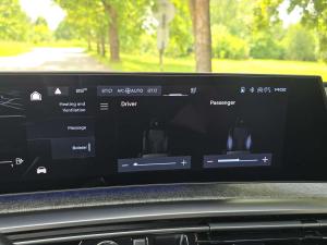 Pelēks Peugeot 3008 2024 Prienai, ar dzinēja tilpumu 1.20 L un nobraukumu 30 tūkst. km par 29300 €, foto 28 vietnē AUTOMOTO.COM.LV