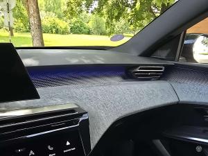 Pelēks Peugeot 3008 2024 Prienai, ar dzinēja tilpumu 1.20 L un nobraukumu 30 tūkst. km par 29300 €, foto 30 vietnē AUTOMOTO.COM.LV