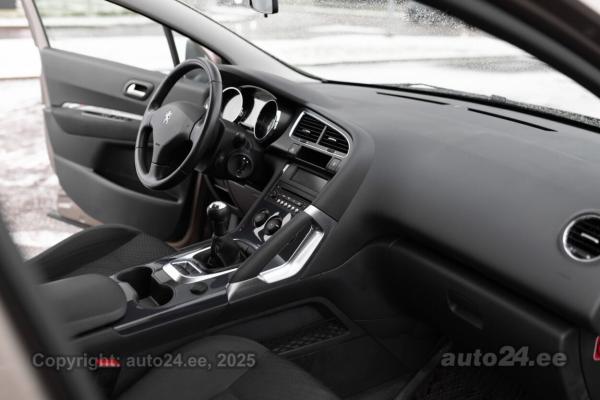 Pelēks Peugeot 3008 2014 Tallina, ar dzinēja tilpumu 1.60 L un nobraukumu 165 tūkst. km par 3999 €, foto 11 vietnē AUTOMOTO.COM.LV
