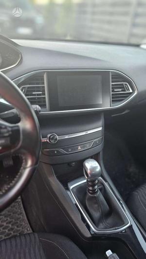 Pelēks Peugeot 3008 2014 Kretinga, ar dzinēja tilpumu 0.00 L un nobraukumu 288 tūkst. km par 3200 €, foto 5 vietnē AUTOMOTO.COM.LV