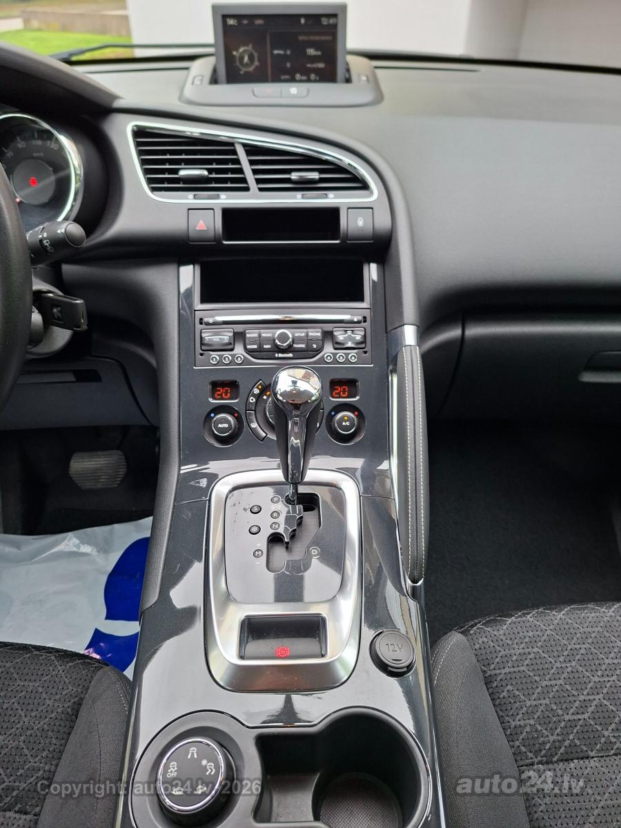 Pelēks Peugeot 3008 2016 Tallina, ar dzinēja tilpumu 1.60 L un nobraukumu 18 tūkst. km par 7990 €, foto 13 vietnē AUTOMOTO.COM.LV
