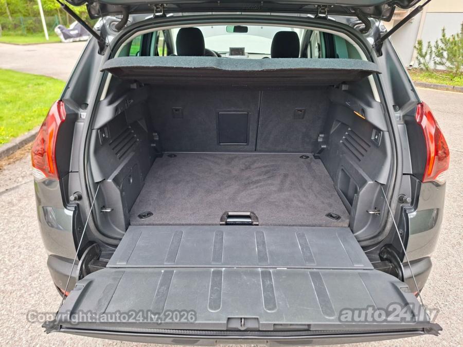 Pelēks Peugeot 3008 2016 Tallina, ar dzinēja tilpumu 1.60 L un nobraukumu 18 tūkst. km par 7990 €, foto 14 vietnē AUTOMOTO.COM.LV