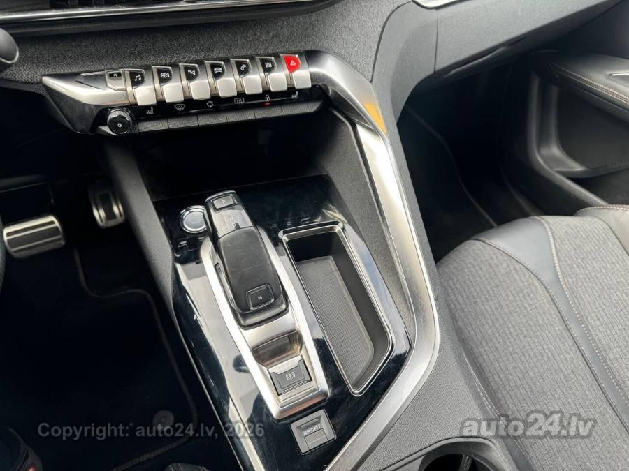 Pelēks Peugeot 3008 2017 Narva, ar dzinēja tilpumu 1.60 L un nobraukumu 82 tūkst. km par 14100 €, foto 19 vietnē AUTOMOTO.COM.LV