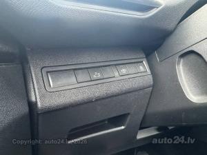 Pelēks Peugeot 3008 2017 Narva, ar dzinēja tilpumu 1.60 L un nobraukumu 82 tūkst. km par 14100 €, foto 21 vietnē AUTOMOTO.COM.LV