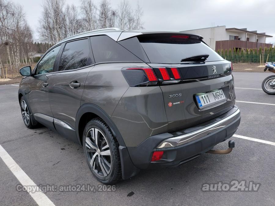 Grey Peugeot 3008 2017 in Tallinn, with an engine capacity of 1.60 L and mileage of 230 thousand km for 11900 €, photo 4 on AUTOMOTO.COM.LV