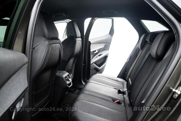 Pelēks Peugeot 3008 2019 Tallina, ar dzinēja tilpumu 1.20 L un nobraukumu 150 tūkst. km par 13000 €, foto 11 vietnē AUTOMOTO.COM.LV