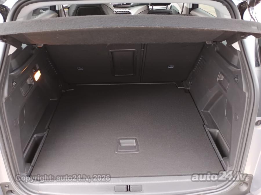 Grey Peugeot 3008 2019 in Tartu, with an engine capacity of 1.20 L and mileage of 151 thousand km for 11990 €, photo 14 on AUTOMOTO.COM.LV
