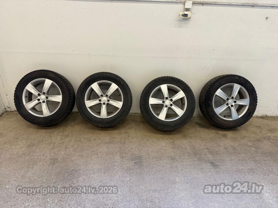 Pelēks Peugeot 3008 2020 Tallina, ar dzinēja tilpumu 1.50 L un nobraukumu 152 tūkst. km par 14450 €, foto 26 vietnē AUTOMOTO.COM.LV